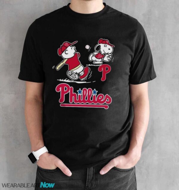 Peanuts Charlie Brown And Snoopy Playing Baseball Philadelphia Phillies ...